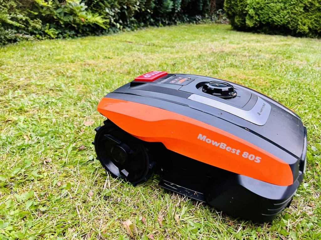 Yard Force Mähroboter MowBest 805 - Unsere Erfahrungen im Test ...
